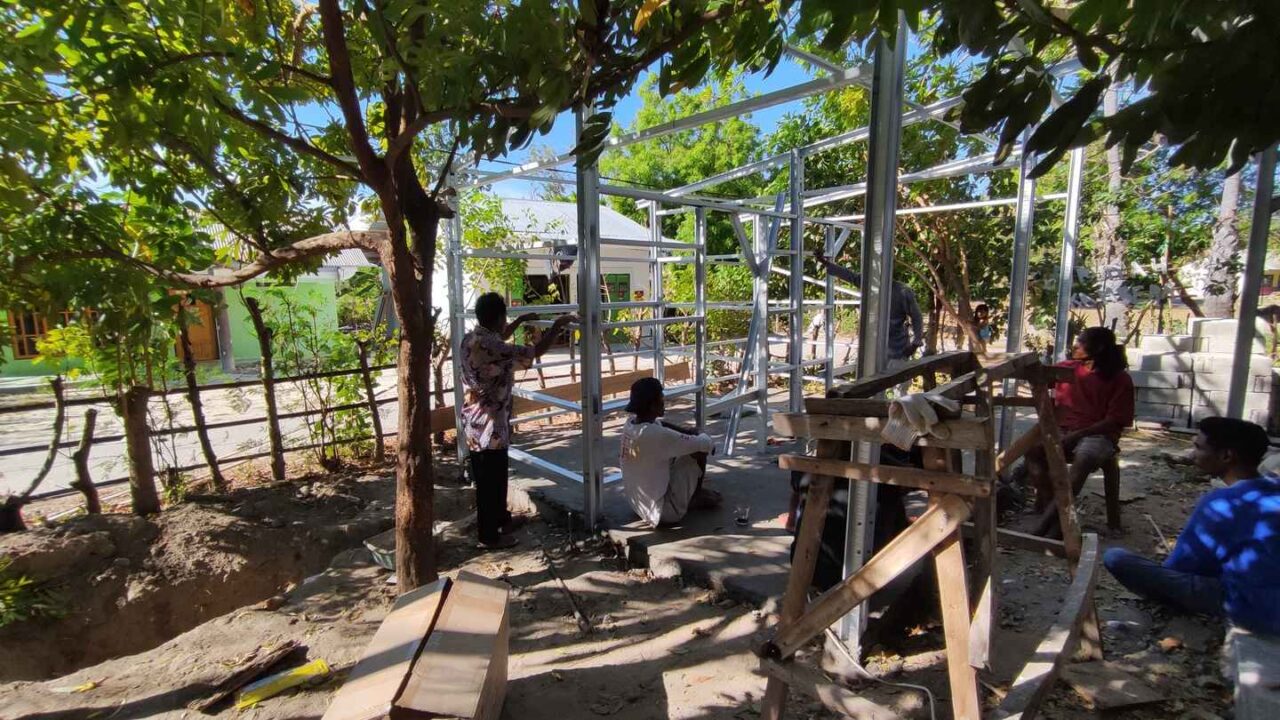 Sanitation & Clean Water for the Kambera House - Kawan Baik Indonesia